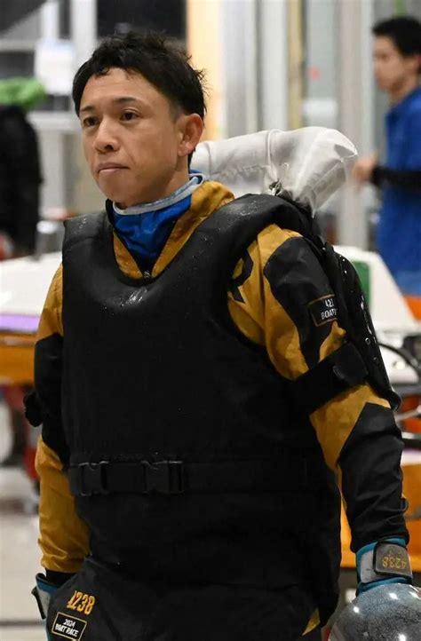 【桐生ボート G1赤城雷神杯 初日】12rは毒島誠「強い気持ちで」イン速攻決める スポニチ Sponichi Annex ギャンブル