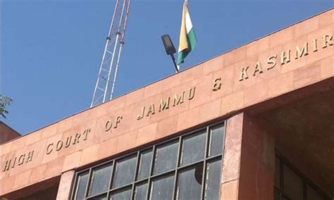 Confession Must Be Of Sterling Value And Corroborated Jandk High Court