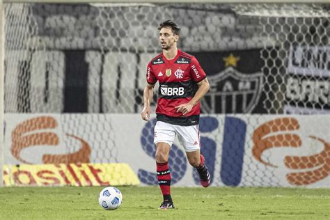 Relembre as lesões que prejudicaram sequência de Rodrigo Caio no Flamengo Lance