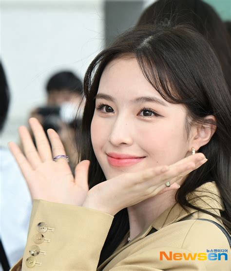 위클리 이재희 깜찍발랄 포토엔hd 손에 잡히는 뉴스 눈에 보이는 뉴스 뉴스엔
