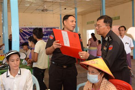 ပြည်နယ်လူမှုရေးရာဝန်ကြီး ဦးအေးလှိုင် လားရှိုးမြို့၊ ပန်းခင်းစီမံချက် ၂