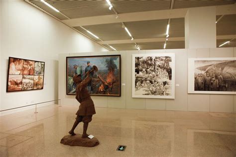 铁的新四军红色记忆经典美术作品展