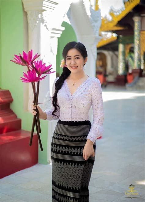 Pin by Žíñ Măŷ Õö on TraditionalDresses in 2022 Dress design