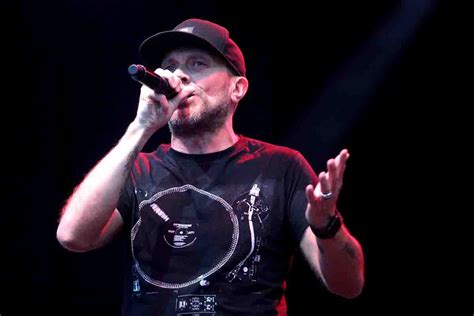 Max Pezzali Dieci E Lode Al Forum Di Assago Record Di Spettacoli E