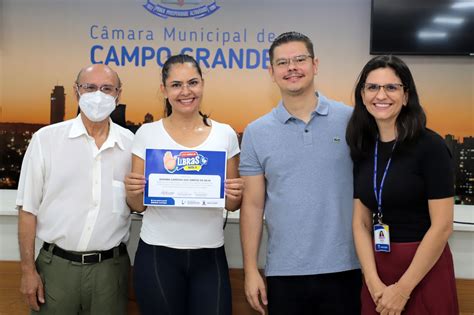 Entrega De Certificados Curso De Inglês E Libras Para Servidores Da