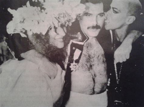 Фредди Меркьюри Последние Фото Перед Смертью Похороны — Картинки фотографии