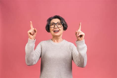 Premium Photo Portrait Of Attractive Cheerful Beautiful Senior Mature