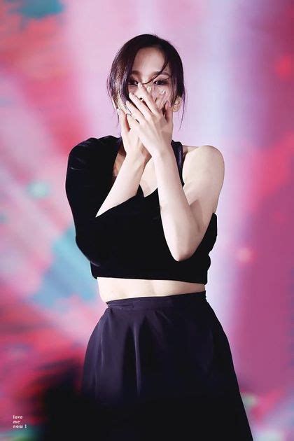 8 Photos Of Twice Minas Dark And Sexy Outfit