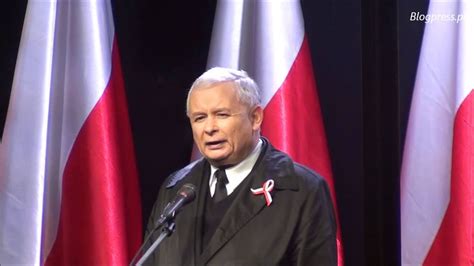 Wystąpienie Jarosława Kaczyńskiego przed pomnikiem Józefa Piłsudskiego