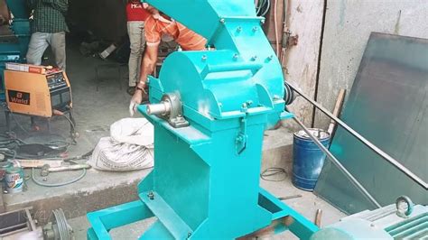 Raw Salt Crusher Machine Blower Pulverizer 10 Kghr At ₹ 250000piece In Vadodara