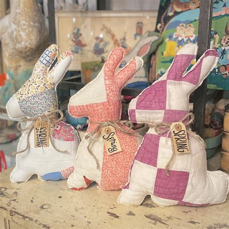 More Old Quilt Bunnies 🐇 I Have One Of Each Quilt Let Me Know Your