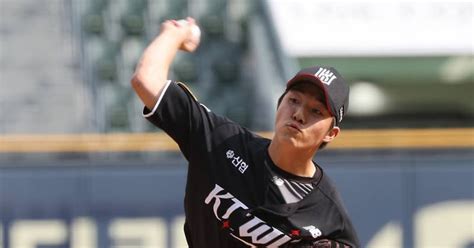 Kt 육청명 23일 뼛조각 수술재활 치료 6개월 내년 시즌 중 복귀 목표 Is 수원