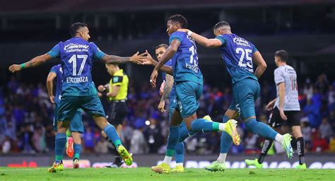 Cruz Azul se lo dio vuelta en la última jugada a Club León por la Liga MX