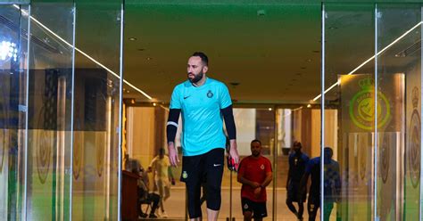 Compañero De David Ospina En El Al Nassr Humilló Al Colombiano Y Su