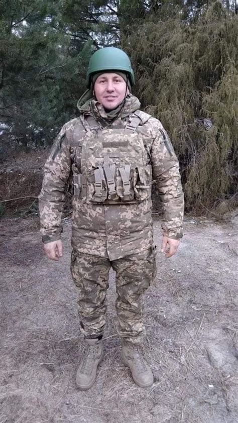 Багатодітний батько з Буковини який воює з окупантами отримав «Золотий хрест від Головкома