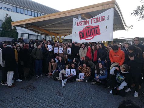 Orthez 64 Le Lycée Fébus Reste Bloqué Les épreuves Du Bac Nauront