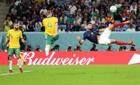 Fifa World Cup 2022 Giroud Mbappe Help France Beat Australia 4 1