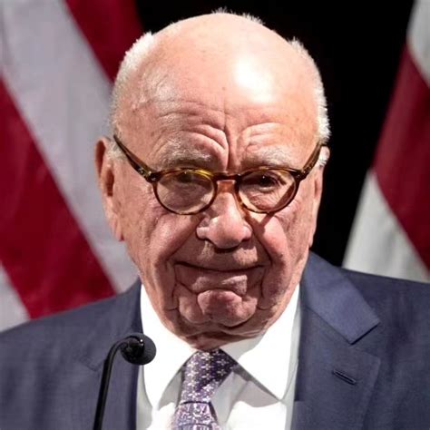 92岁默多克宣布卸任福克斯新闻 将由儿子拉克兰接任凤凰网