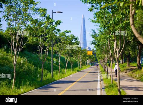Seoul Südkorea 2 Juni 2023 Ein Radweg im Gwangnaru Hangang Park