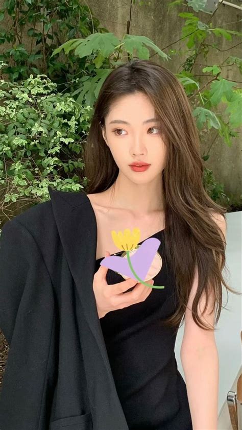 Yiye Isabella