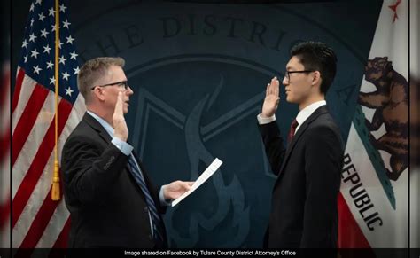 History Making Moment California Teen Who Passed Bar Exam At 17 Is