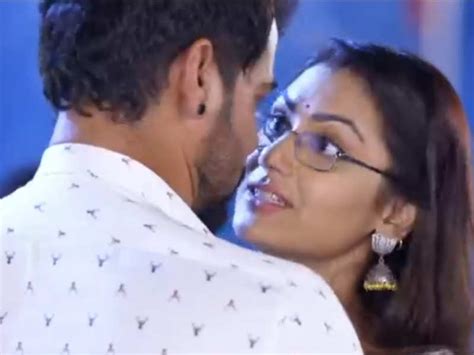 Kumkum Bhagya Written Update October 21 2019 Pragya Confesses Her