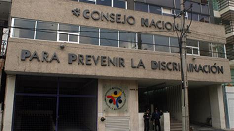 De pelos CONAPRED emitió recomendación para que estudiantes puedan asistir con el cabello