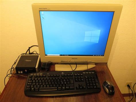 Esprimo Q Kompakter PC Fujitsu Siemens Win 10 XP Gebraucht