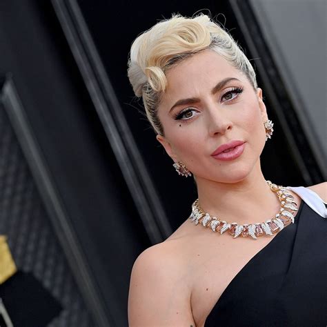 Lady Gaga Calls Taylor Swift ‘really Brave For Opening Up About Eating