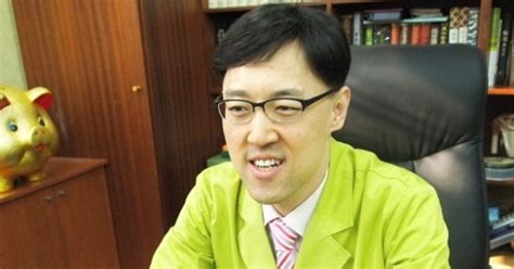 건강 가래 때문에 숨쉬기 답답해요 후비루 증후군 의심