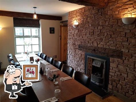 Menu At The Dragon Inn Crickhowell Pub And Bar Crickhowell 47 High St