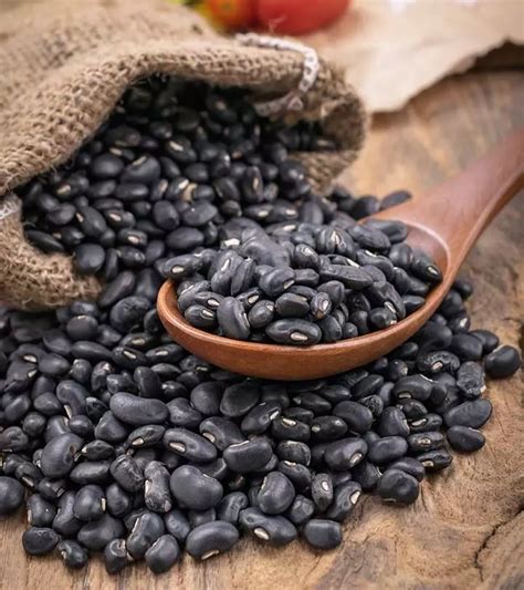 8 Health Benefits Of Blackstrap Molasses And How To Take It