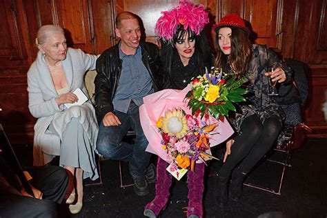 Happy Birthday Nina Hagen Aedt Feiert Mit Deutschlands Schrillster