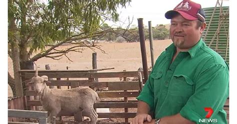 Еднорог срещу два стека бира Български Фермер