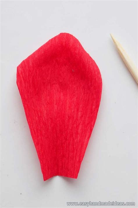 Diy Crepe Paper Rose Flowers Tutorial 17 Easy Steps In 2024 Papieren