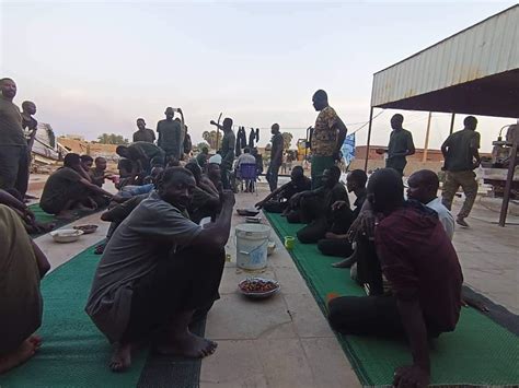 Sudan Plus سودان بلس On Twitter بالصور إفطار قوات العمل الخاص