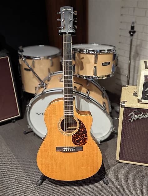 Larrivée Lv 03r Acousticelectric Guitar Wcase 2005 Reverb
