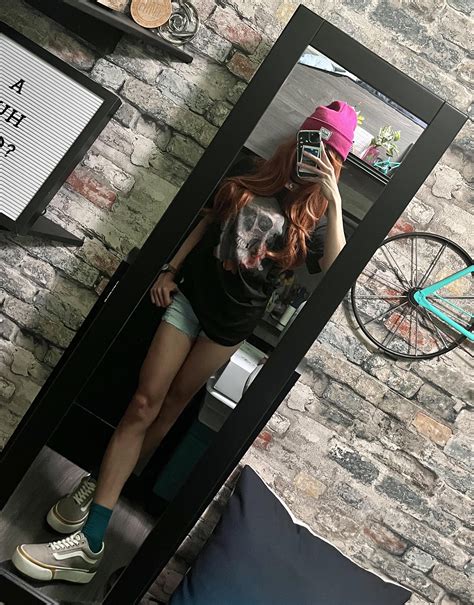 Happy August Everyone 💋 Rtransadorable