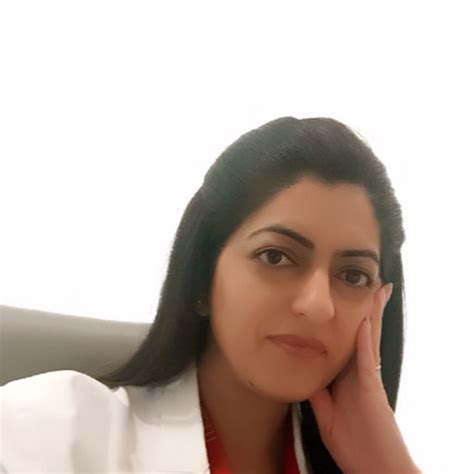 Surbhi Singh Dietician Medanta The Medicity Gurgaon Wellness