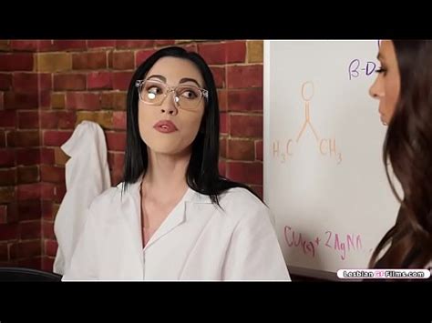 Scientist N Cop Kiss To Make Potion Work XVIDEOS COM