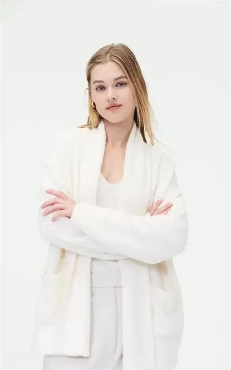 Piece Plus Size Capsule Wardrobe A Flattering Collection