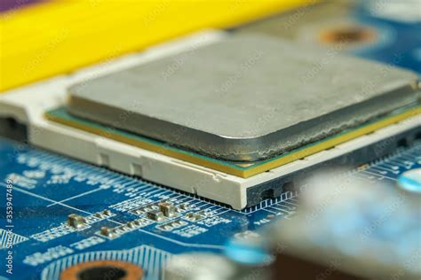 Removing And Replacing A Computer Processor Cpu Installing And Removing A Computer Processor