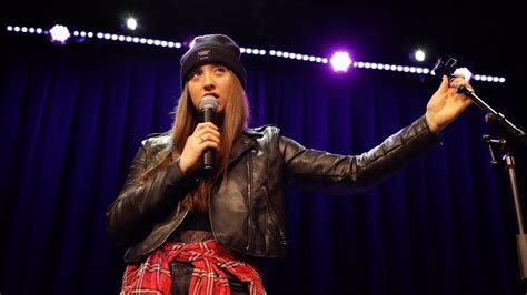 With A Powerful And Emotional Voice Sydnie Christmas Brought A Completely New Version Of