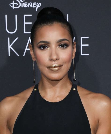Julissa Bermudez Queen Of Katwe La Premiere 11 Gotceleb
