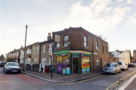 75 77 Wellington Rd S London E7 9by Loopnet Uk