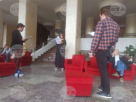 Откъси от пет пиеси представиха в Авторски прочит на фестивала