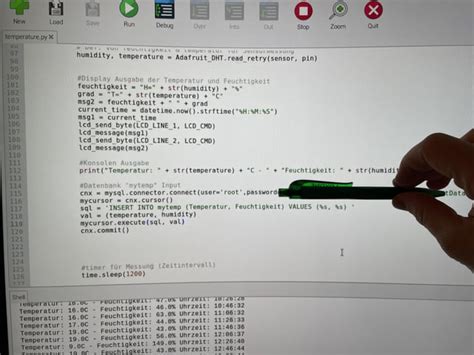 first small raspi project fetched temperature and humidity data is