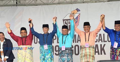 PRU 15 Azmin Berdepan Saingan 5 Penjuru BULETIN TV3 Malaysia