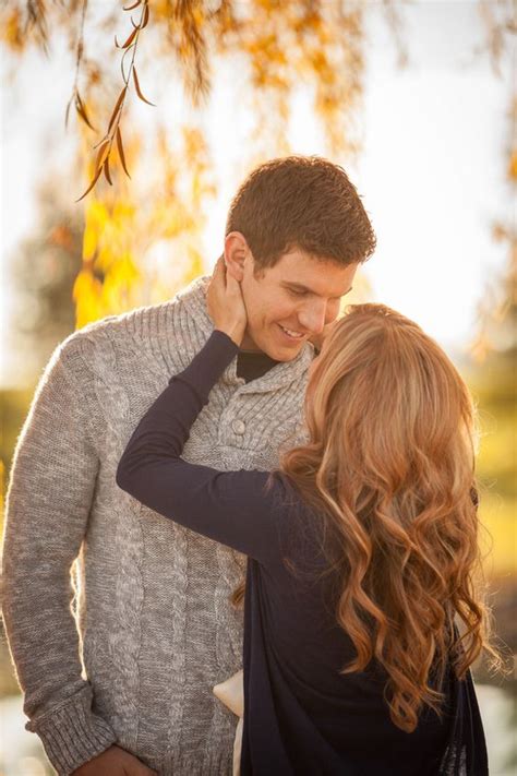 23 Creative Fall Engagement Photo Shoots Ideas I Shouldve