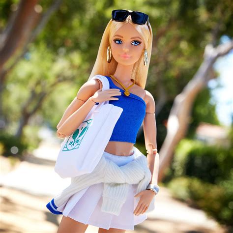 Barbie Signature Barbiestyle Fashion Packs 2024